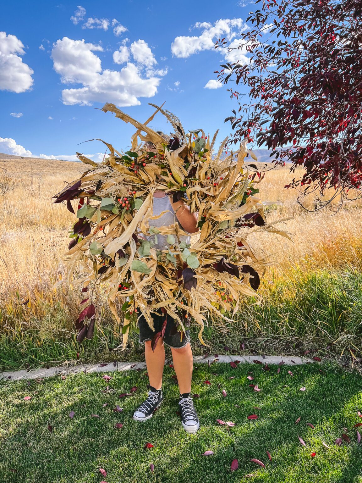 Make a Stunning Handmade Corn Husk Wreath for Fall | Gypsy Magpie